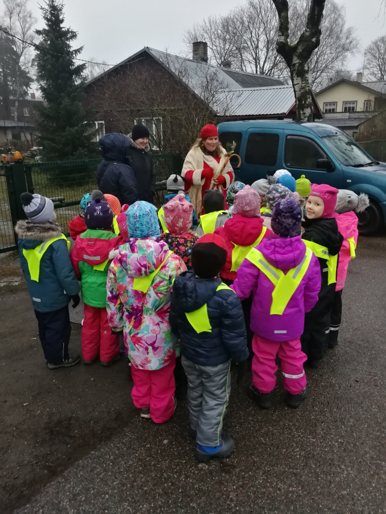 Meelespea lasteaed - Naerulinnud Päkapikkude Salakontoris 2019 | Tallinn