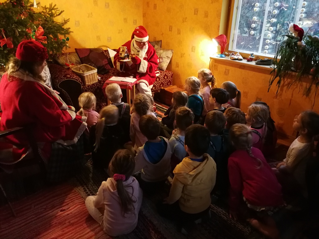 Meelespea lasteaed - Naerulinnud Päkapikkude Salakontoris 2019 | Tallinn