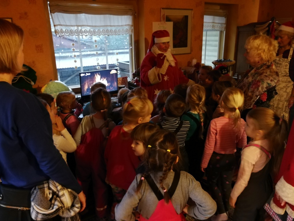 Meelespea lasteaed - Naerulinnud Päkapikkude Salakontoris 2019 | Tallinn