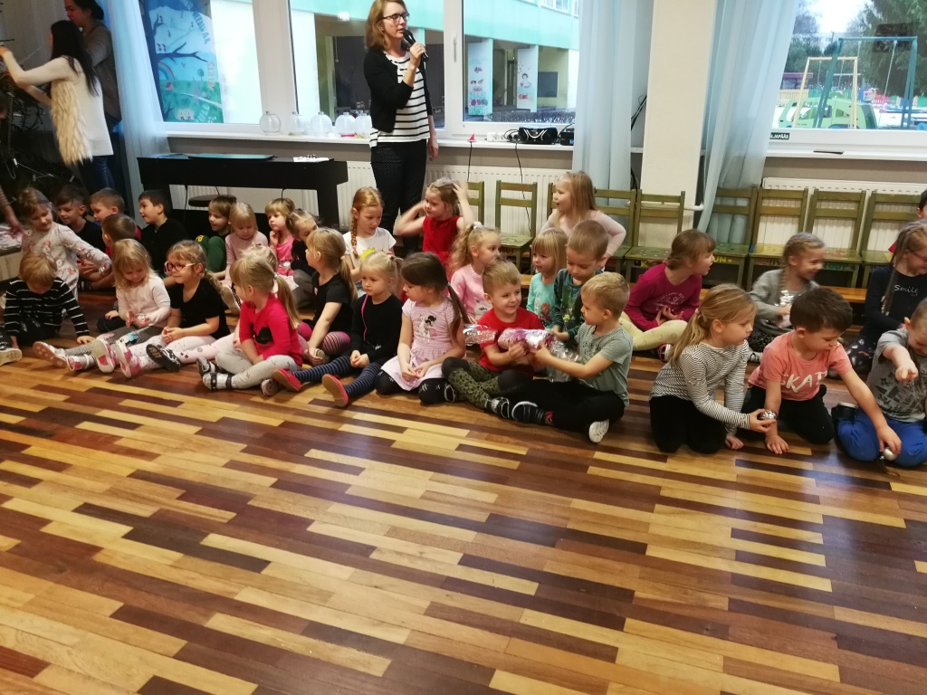 Meelespea lasteaed - Head aega jõulupuu ning tere tulemast uus aasta ...