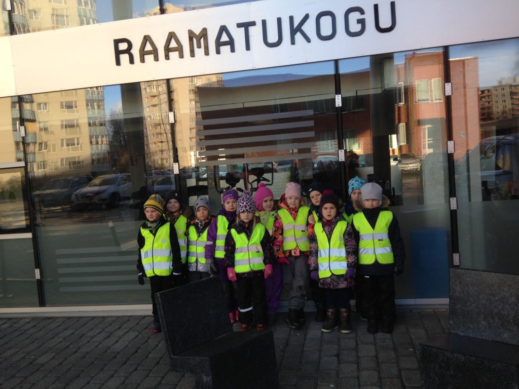 Meelespea lasteaed - Pererühm Nurmenuku raamatukogus | Tallinn