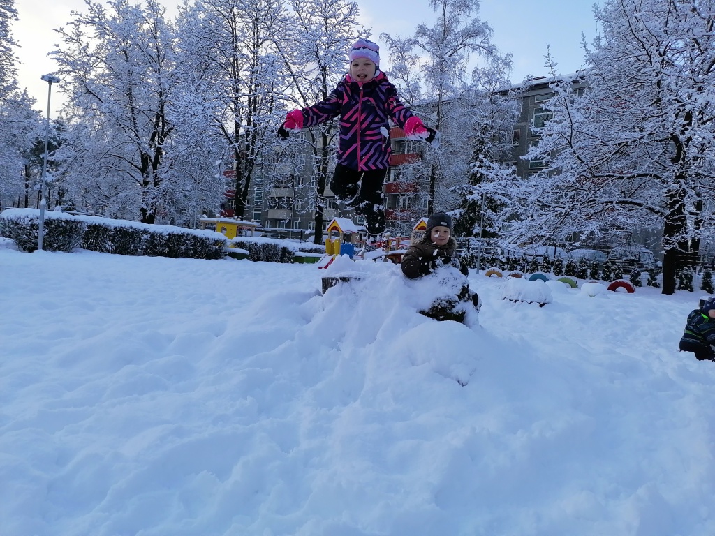 Karu - aasta loom 2022 - Kadaka Lasteaed | Tallinn