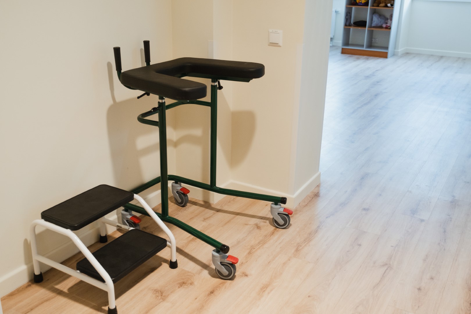 Lastekodu Mustamäe majas avati hoiukodu puudega lastele | Tallinn