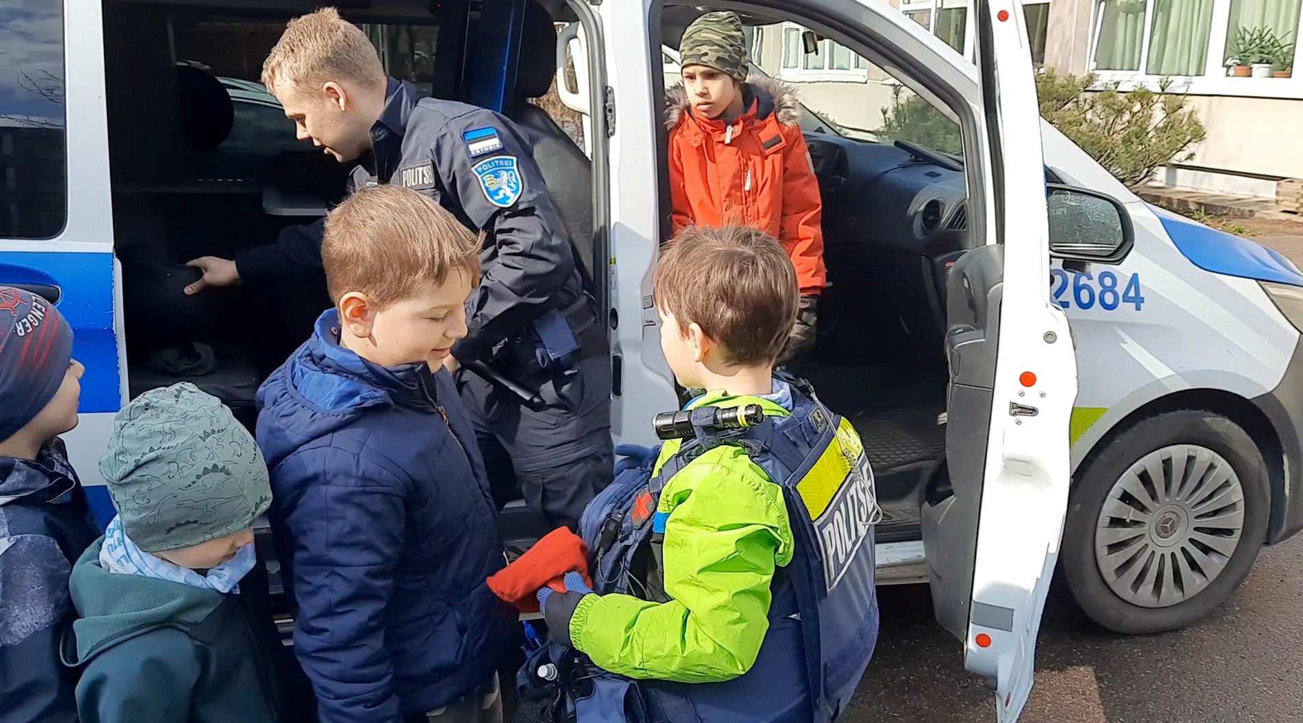 Politsei külaskäik Tallinna Paekaare Lasteaeda | Tallinn