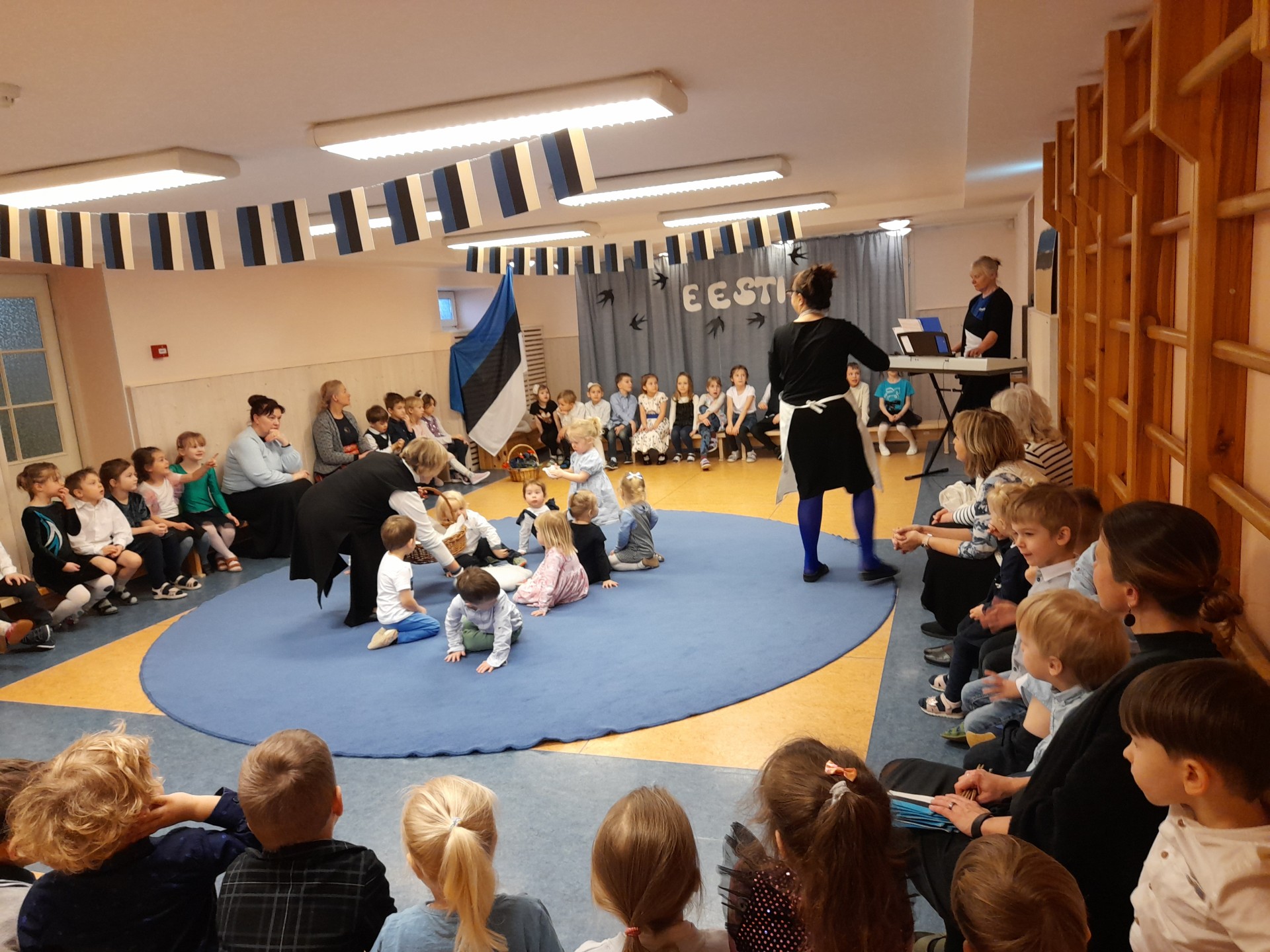 Sini-must-valge Eestimaa, palju õnne! | Tallinn