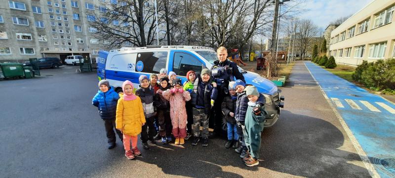 Politsei külaskäik Tallinna Paekaare Lasteaeda | Tallinn