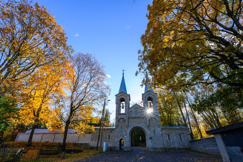 Siselinna kalmistu – kahe maailma kohtumispaik | Tallinn