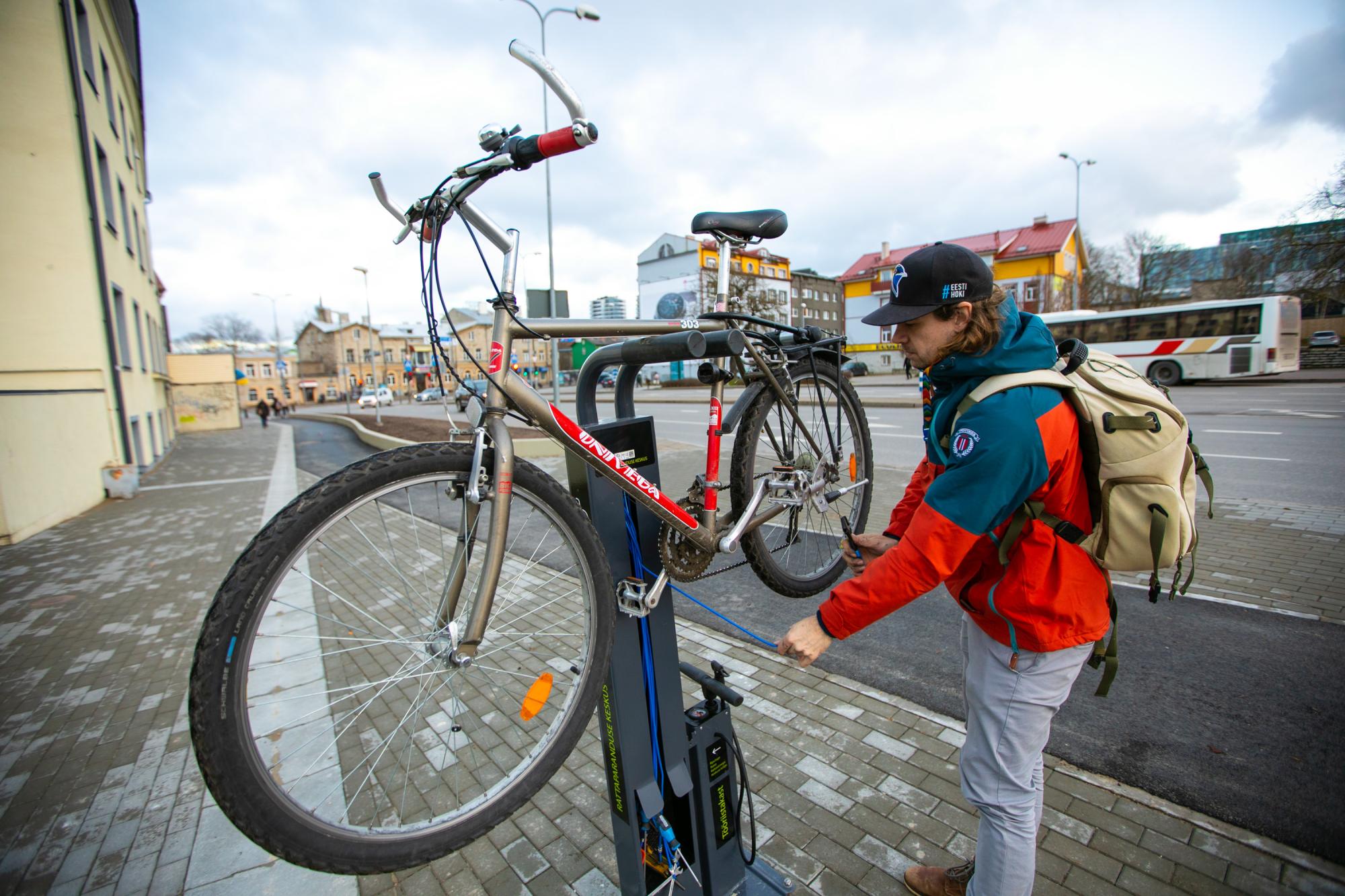Jalgrattateed ja rattaparklad Tallinnas | Tallinn