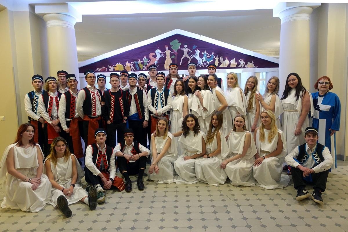 Tallinna XXI Koolis algas 37. kunsti- ja kultuurinädal – Kreeka | Tallinn