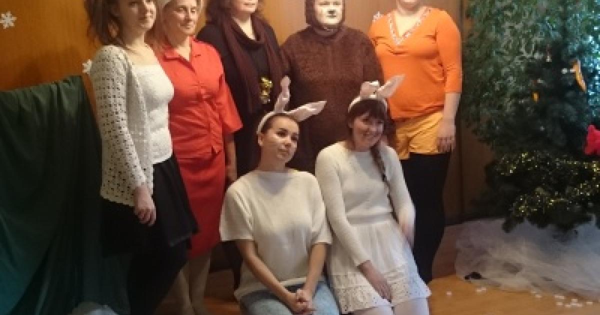 Lastesõim Päkapikk õpetajate jõulunäidend „Metsas kasvas kuuseke“ | Tallinn