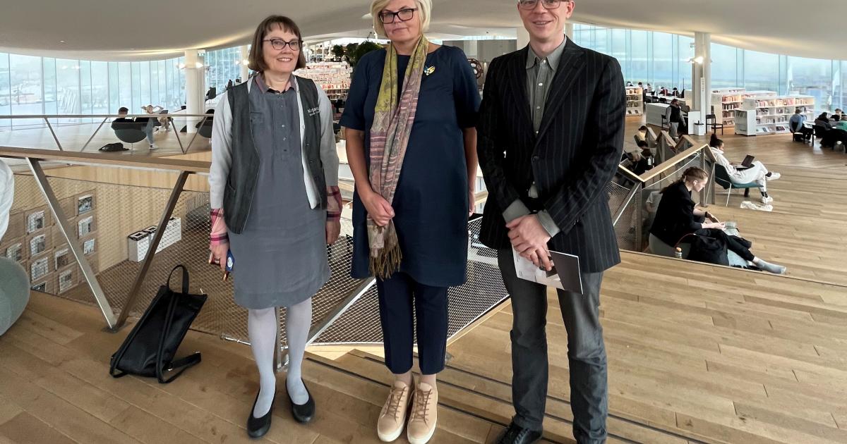 Tallinna kultuurijuhid tutvusid Helsingi Linnaraamatukoguga | Tallinn