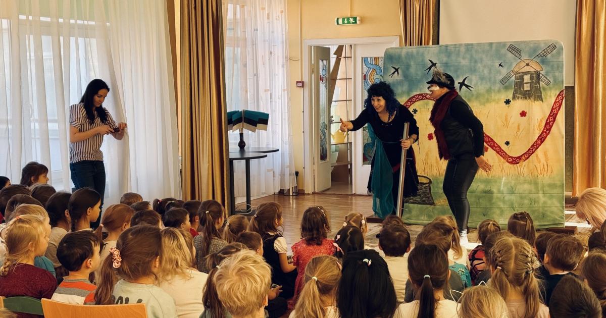 Etendus "Nõiatüdruk Mirell peab Eesti sünnipäeva" | Tallinn